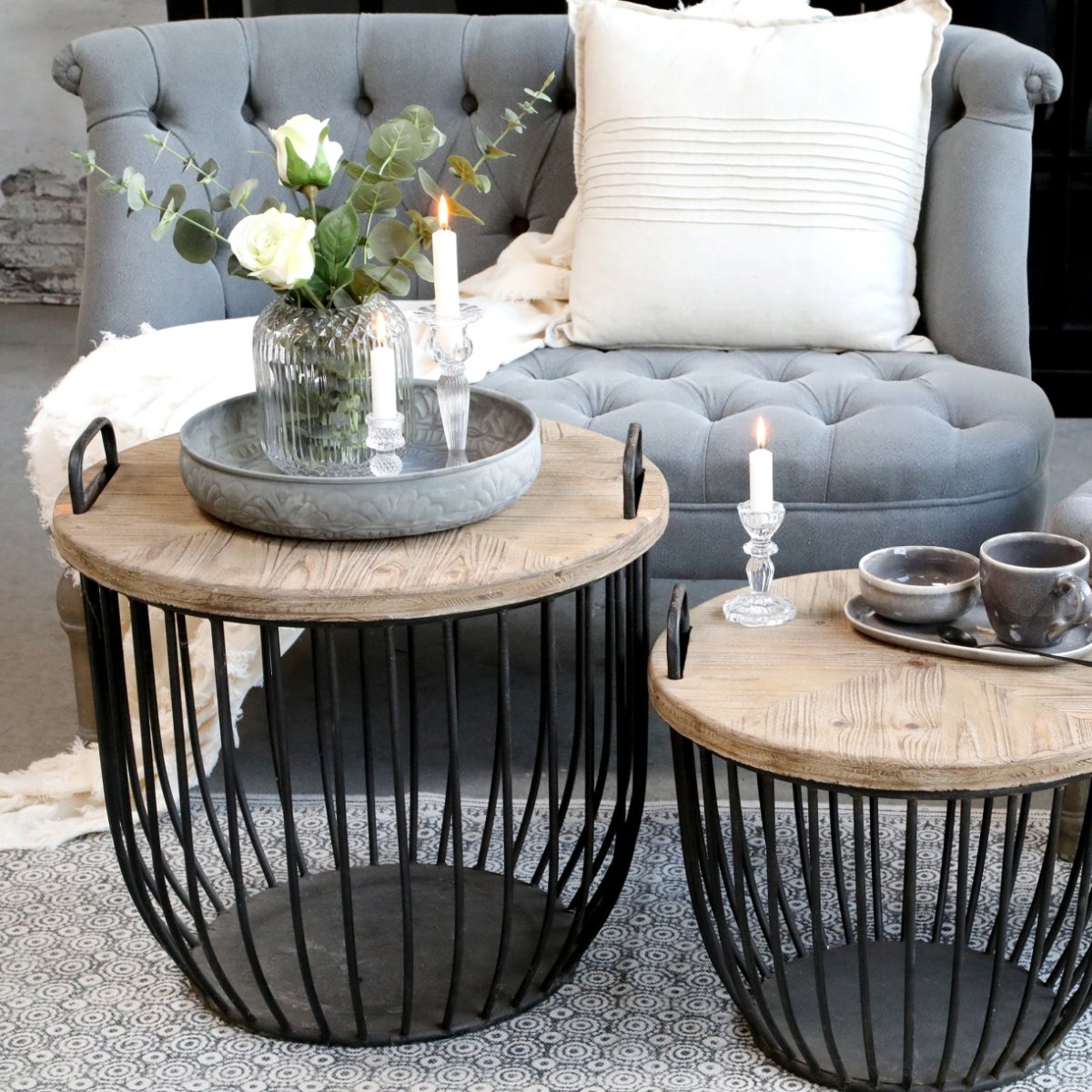 Fransk 2 pers sofa, grå - Sofaer & stole - Fransk Landstil